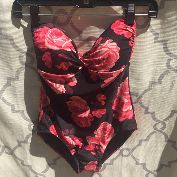 kate spade | Swim | Kate Spade One Piece Bathing Suit Swimsuit Small ...